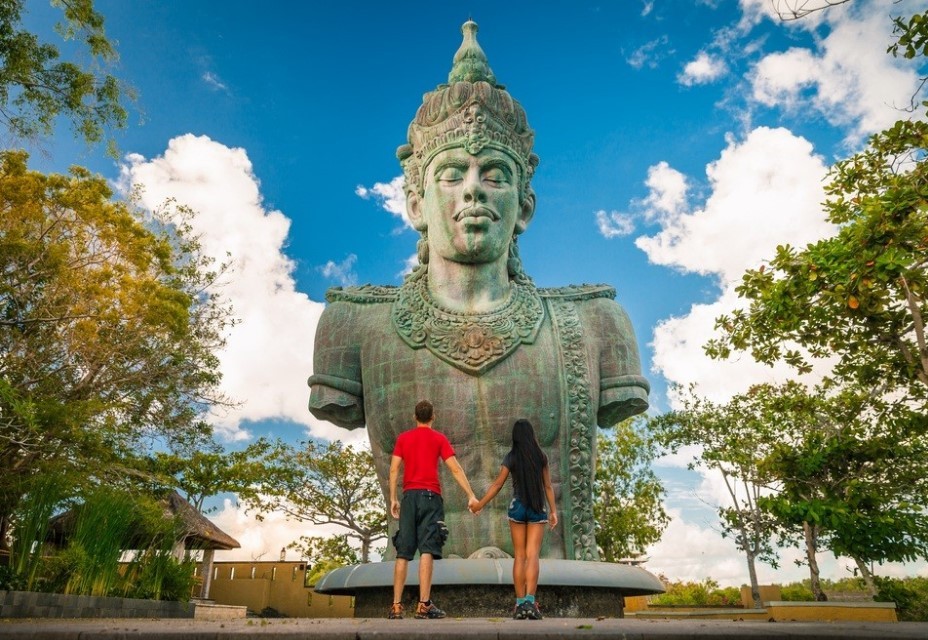 Patung Garuda Wisnu Kencana – newstempo Patung Garuda Wisnu Kencana – newstempo